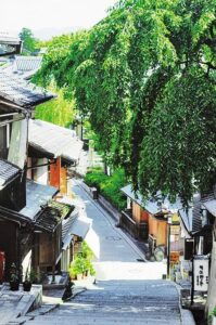 Ninenzaka & Sannenzaka: The Most Kyoto Spot In Kyoto - Kansai chan