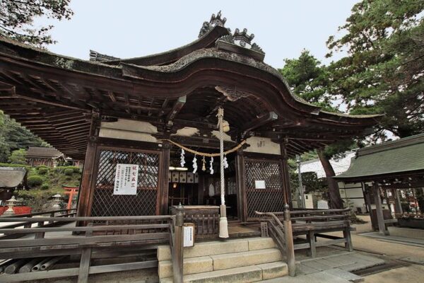 Shirahige Shrine: Famous Power Spot With a Spectacular View - Kansai chan
