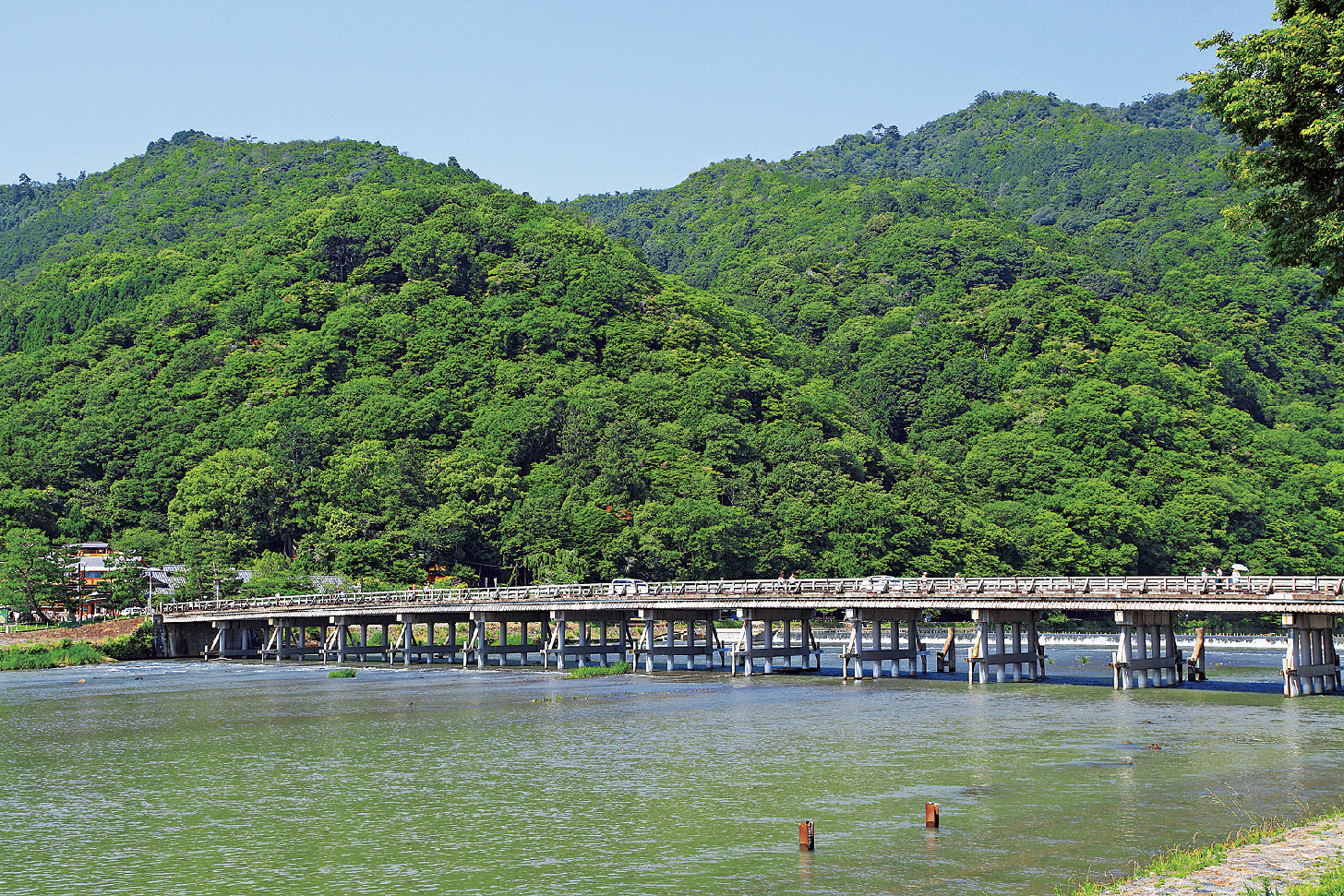 Togetsukyo Bridge: The Four Seasons of Kyoto's Iconic Location - Kansai ...